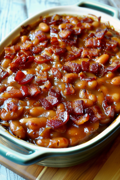 Brown Sugar and Bacon Baked Beans - That Oven Feelin